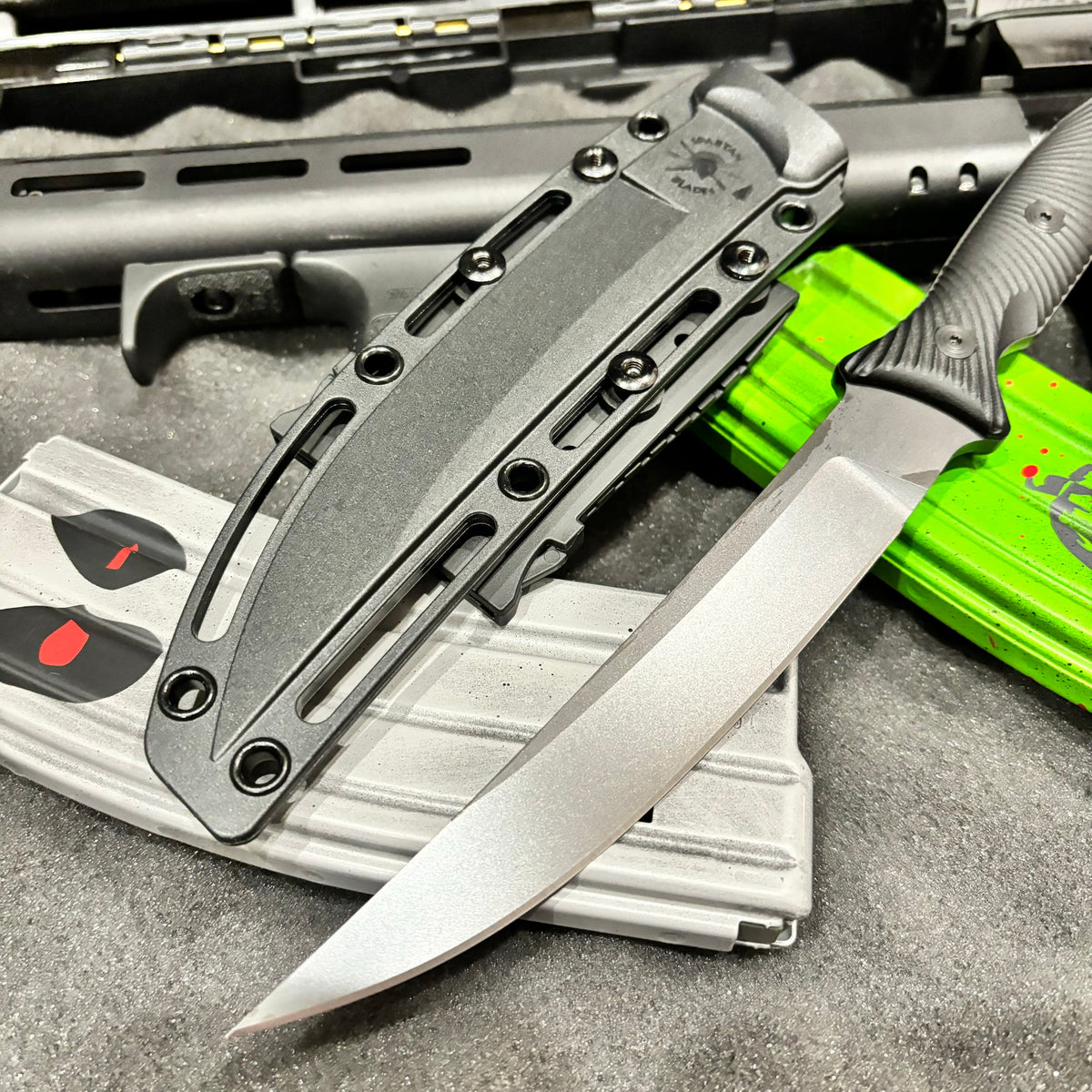 Spartan Blades Ronin Torii Fixed Blade Black/Black G10 Handle Black Bl ...